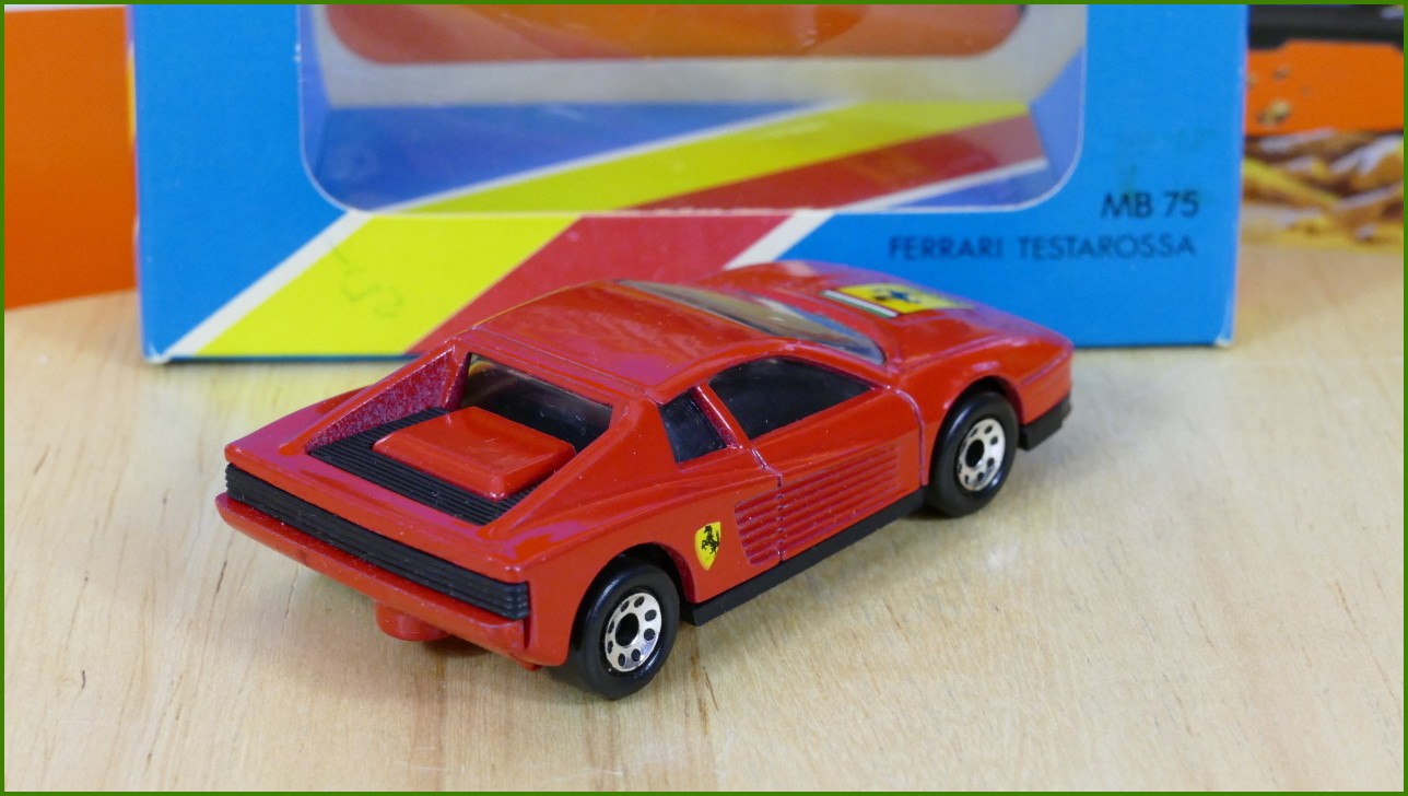 Angličák Autíčko Matchbox MB 75 - Ferrari Testarossa | www.detiakostky.cz
